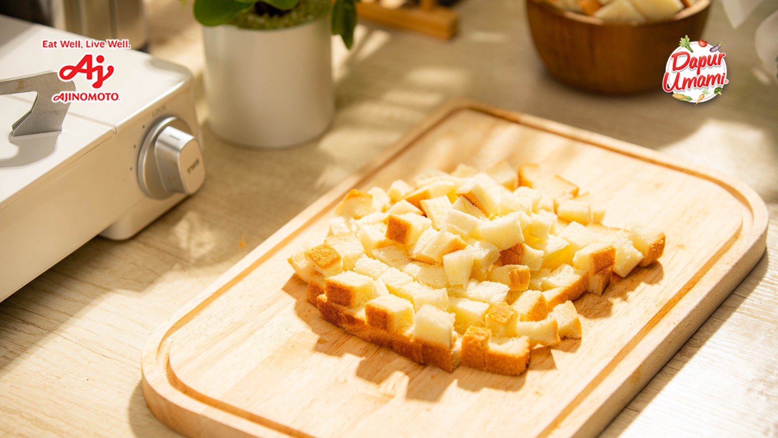 Resep Bola Ayam Lapis Roti ala Sajiku® - Dapur Umami